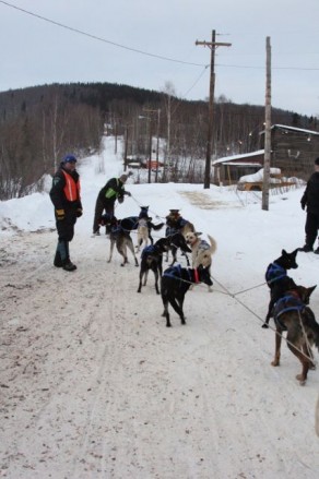 Martin Buser In and Out of Takotna – Iditarod