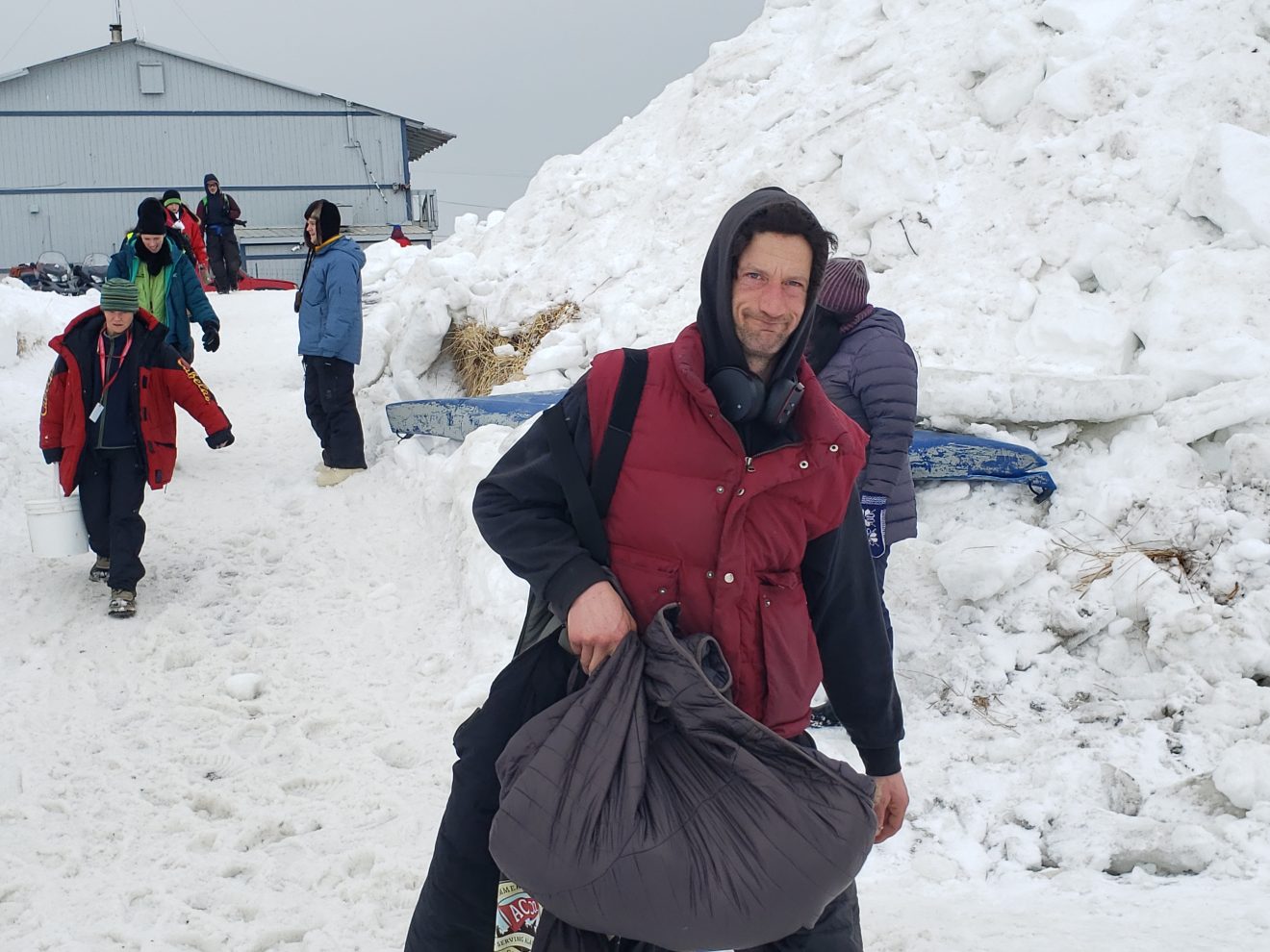 Nicolas Petit out of Unalakleet at 14.48 – Iditarod