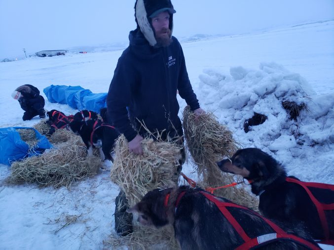Aliy Zirkle and Jessie Holmes in Unalakleet – Iditarod
