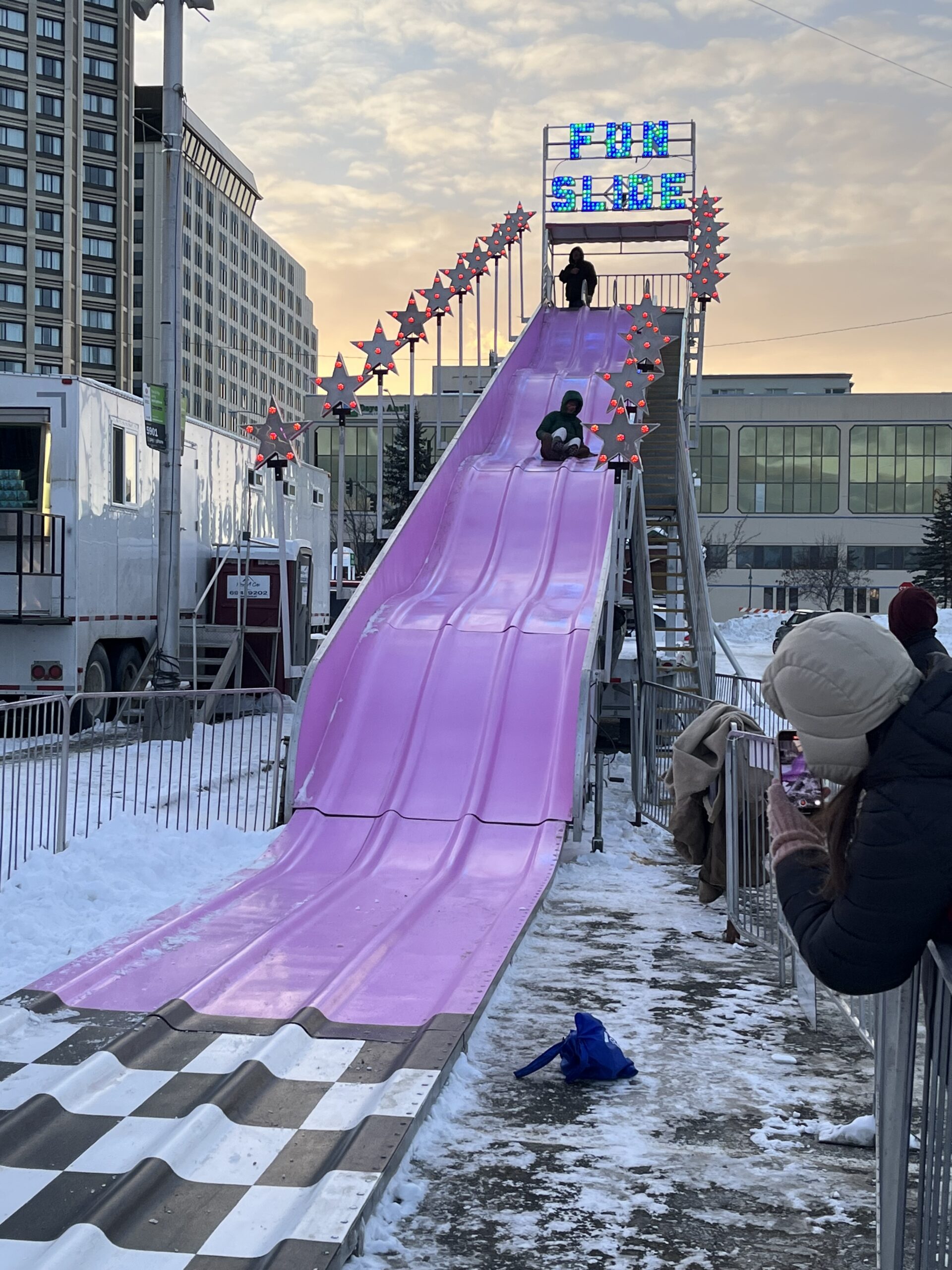 Smile! Candid Camera – Iditarod Style – Iditarod